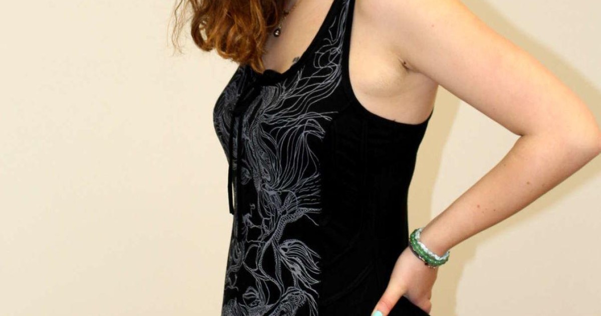 Tunique noir graphique sans manches - Tunique ethnique - Femme - La Bohémia